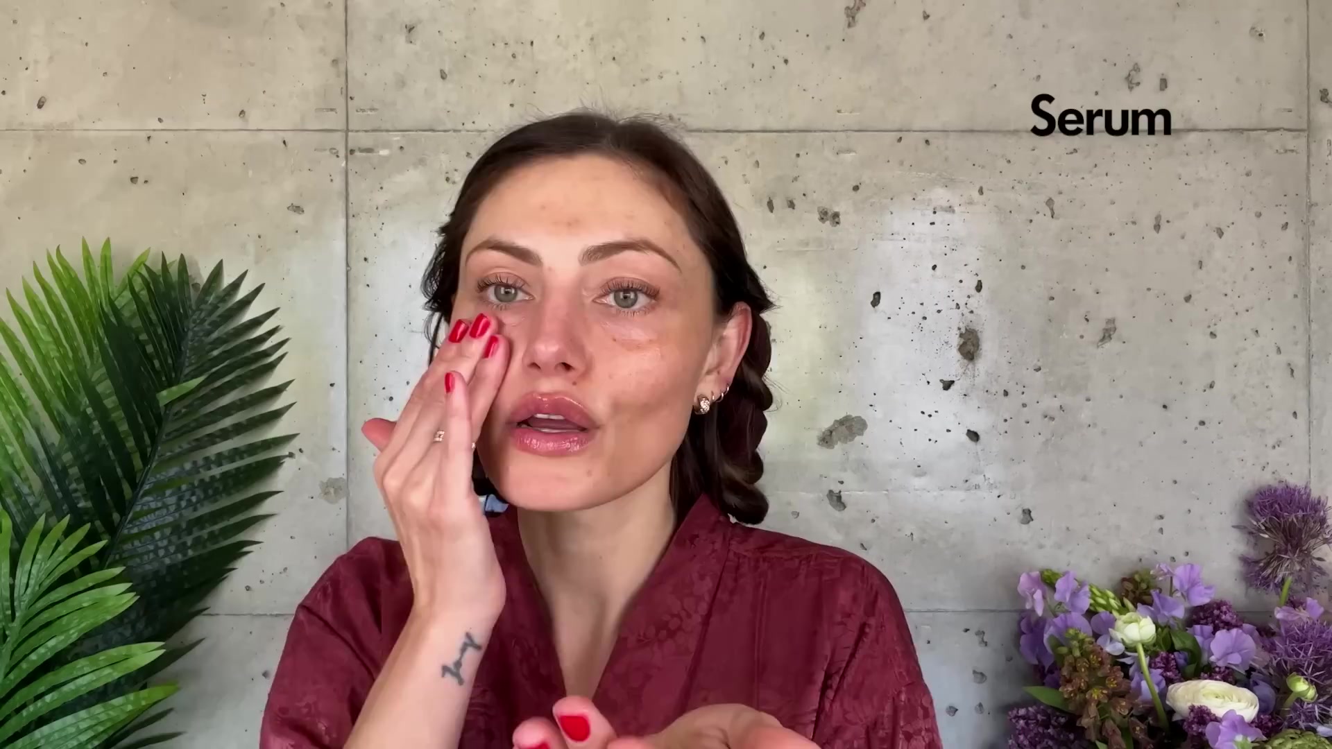 Vogue Beauty Secrets - Phoebe Tonkin's Guide to Heatless Curls and Red ...