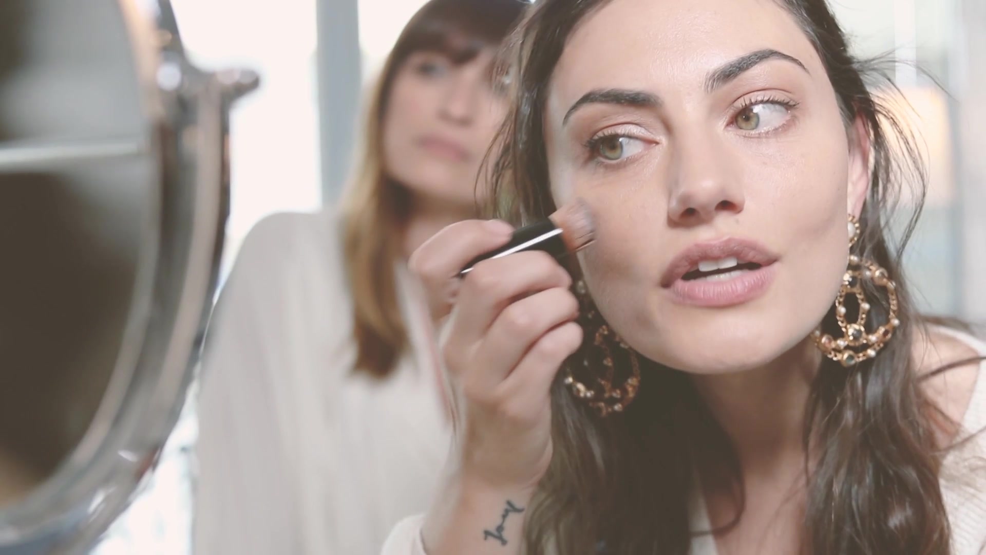 Chanel - From the Show to Your Home - ChanelMakeup 007 - Phoebe Tonkin Web