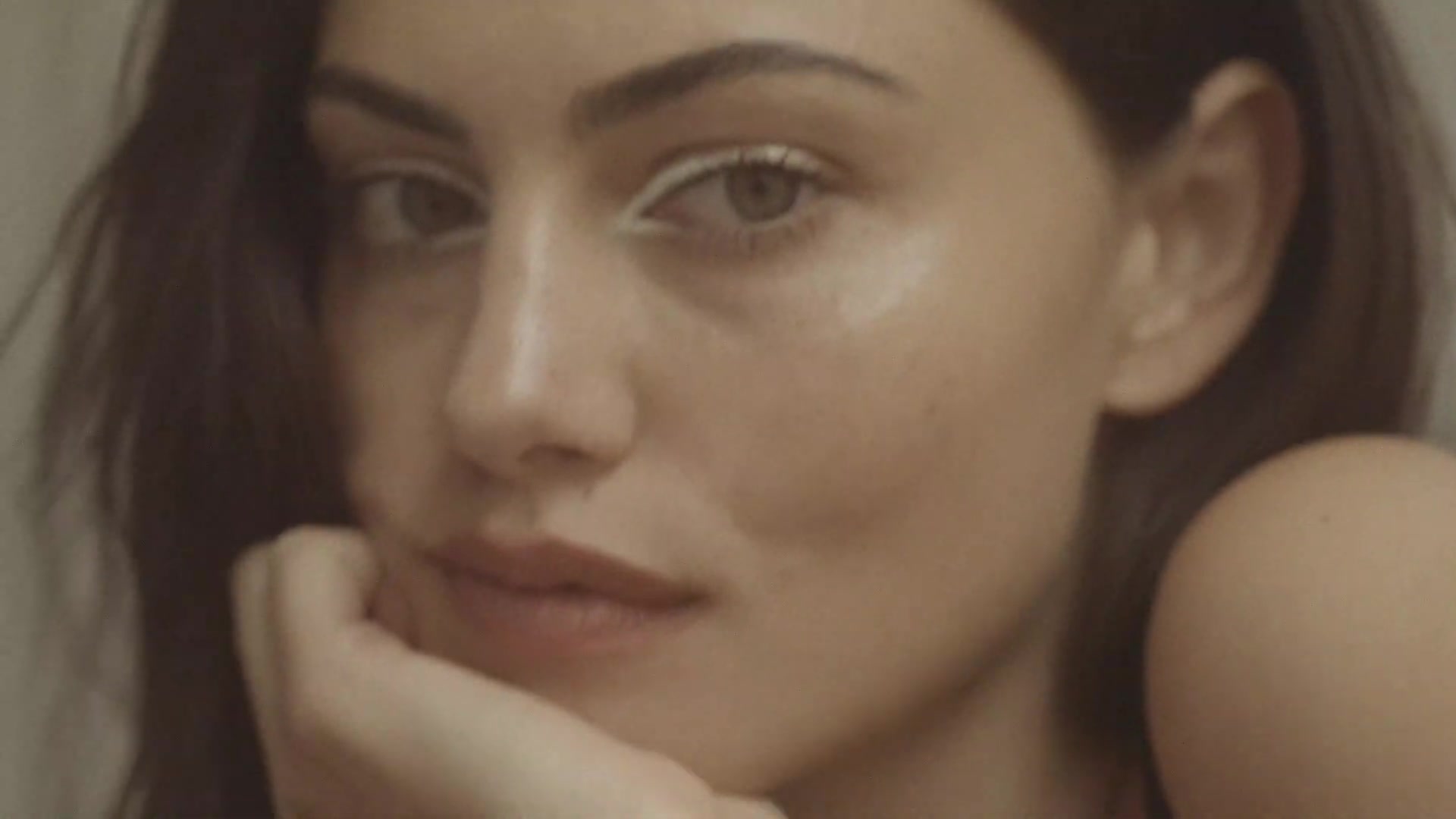 Gritty Pretty Magazine (2019) - GrittyPretty012 - Phoebe Tonkin Web