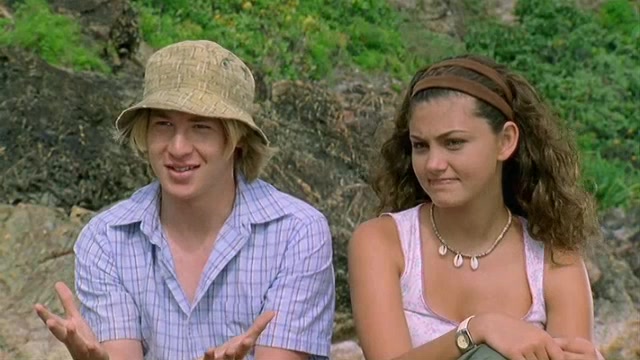 1x02 - Pool Party - h2o s01e02 0284 - Phoebe Tonkin Web