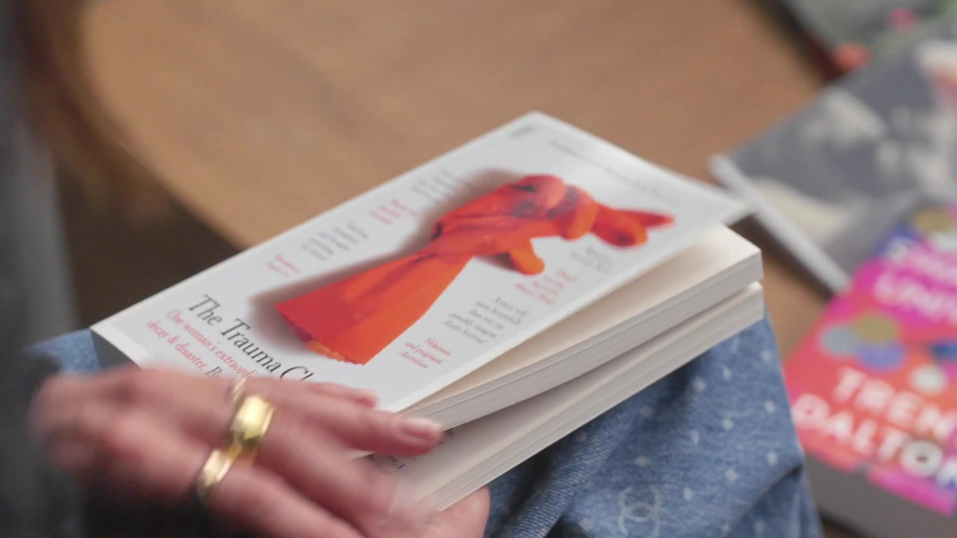 Chanel - In the Library with Phoebe Tonkin - chanellibrary295 - Phoebe ...