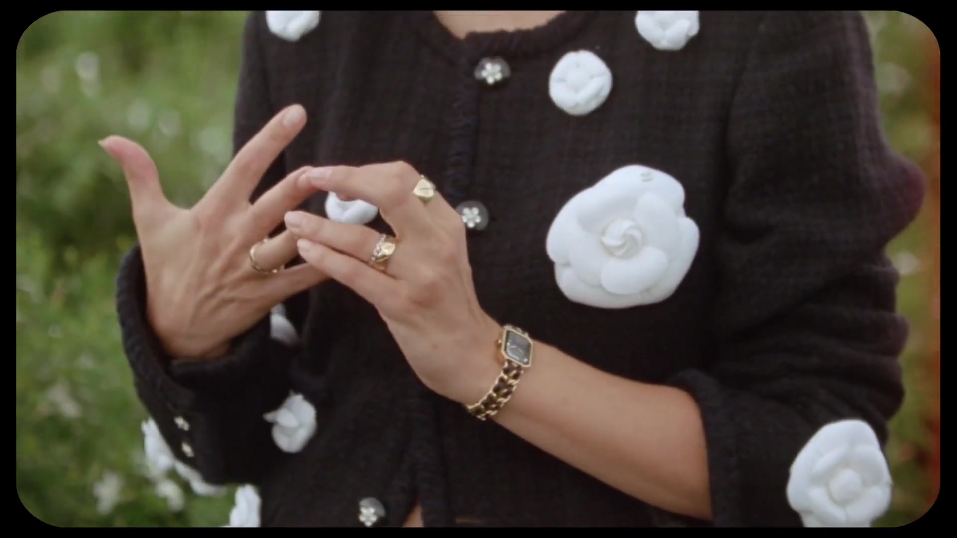 Vogue Australia - How Chanel's iconic No. 5 fragrance gets made ...